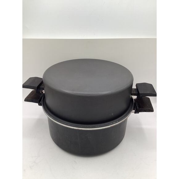 Miracle Maid | Kitchen | West Bend Miracle Maid 2 Roaster Dutch Oven ...